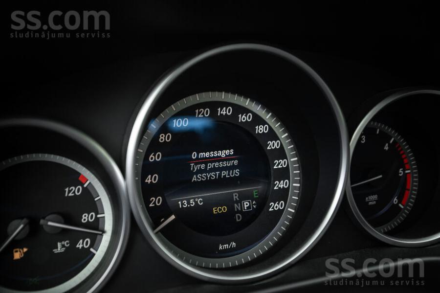 Мерседес E 250 2015 в Тукумс, объемом двигателя 2.20 л и пробегом 333 тыс. км за 12490 €, фото 25 на AUTOMOTO.COM.LV