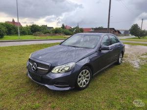 Violets Mercedes-Benz e-250 2015 Jurbarkas, ar dzinēja tilpumu 2.10 L un nobraukumu 271 tūkst. km par 7500 €, foto 3 vietnē AUTOMOTO.COM.LV