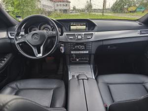 Violets Mercedes-Benz e-250 2015 Jurbarkas, ar dzinēja tilpumu 2.10 L un nobraukumu 271 tūkst. km par 7500 €, foto 10 vietnē AUTOMOTO.COM.LV