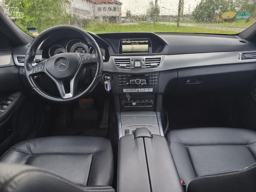 Violets Mercedes-Benz e-250 2015 Jurbarkas, ar dzinēja tilpumu 2.10 L un nobraukumu 271 tūkst. km par 7500 €, foto 10 vietnē AUTOMOTO.COM.LV