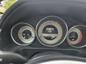 Violets Mercedes-Benz e-250 2015 Jurbarkas, ar dzinēja tilpumu 2.10 L un nobraukumu 271 tūkst. km par 7500 €, foto 14 vietnē AUTOMOTO.COM.LV
