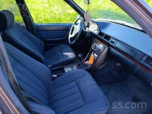Violets Mercedes-Benz e-250 1993 Gulbene, ar dzinēja tilpumu 2.50 L un nobraukumu 478 tūkst. km par 2100 €, foto 8 vietnē AUTOMOTO.COM.LV