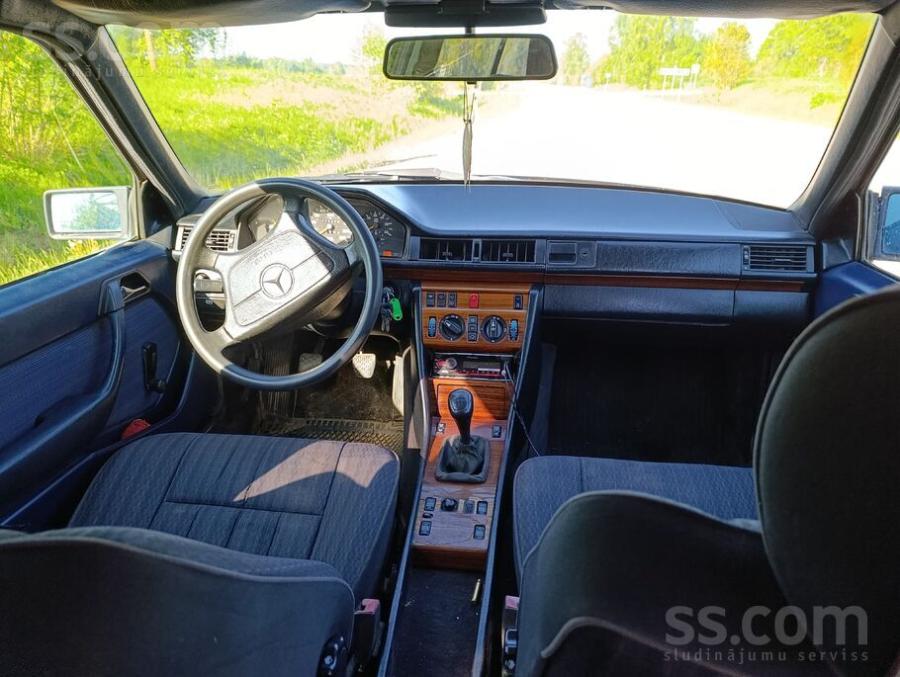 Violets Mercedes-Benz e-250 1993 Gulbene, ar dzinēja tilpumu 2.50 L un nobraukumu 478 tūkst. km par 2100 €, foto 9 vietnē AUTOMOTO.COM.LV