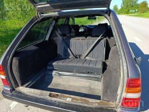 Violets Mercedes-Benz e-250 1993 Gulbene, ar dzinēja tilpumu 2.50 L un nobraukumu 478 tūkst. km par 2100 €, foto 11 vietnē AUTOMOTO.COM.LV