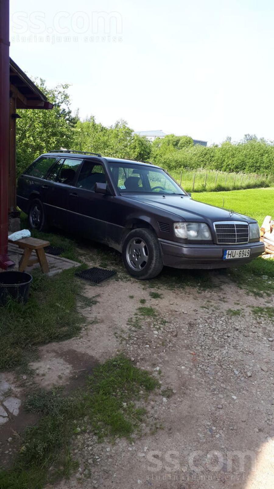 Violets Mercedes-Benz e-250 1995 Jelgava, ar dzinēja tilpumu 2.50 L un nobraukumu 478 tūkst. km par 2500 €, foto 1 vietnē AUTOMOTO.COM.LV