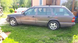 Violets Mercedes-Benz e-250 1995 Jelgava, ar dzinēja tilpumu 2.50 L un nobraukumu 478 tūkst. km par 2500 €, foto 3 vietnē AUTOMOTO.COM.LV