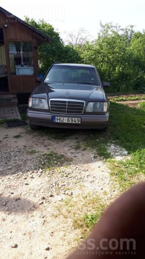 Violets Mercedes-Benz e-250 1995 Jelgava, ar dzinēja tilpumu 2.50 L un nobraukumu 478 tūkst. km par 2500 €, foto 4 vietnē AUTOMOTO.COM.LV