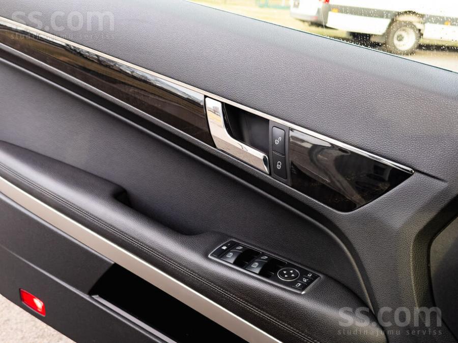 Balts Mercedes-Benz e-250 2011 Rīga, ar dzinēja tilpumu 1.80 L un nobraukumu 170 tūkst. km par 19900 €, foto 14 vietnē AUTOMOTO.COM.LV