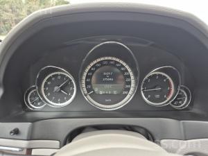 Balts Mercedes-Benz e-250 2010 Liepāja, ar dzinēja tilpumu 2.20 L un nobraukumu 275 tūkst. km par 7200 €, foto 12 vietnē AUTOMOTO.COM.LV