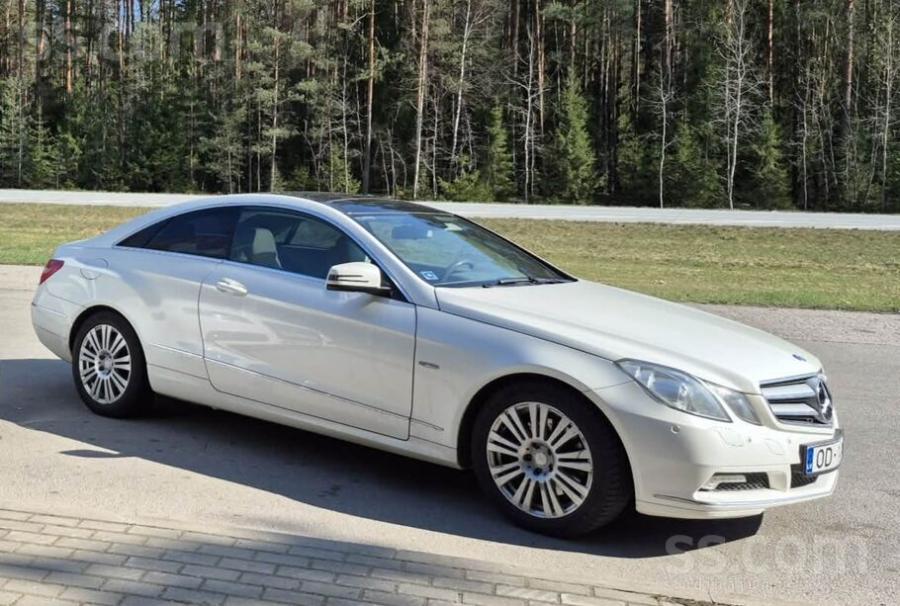 Balts Mercedes-Benz e-250 2010 Liepāja, ar dzinēja tilpumu 2.20 L un nobraukumu 275 tūkst. km par 7200 €, foto 16 vietnē AUTOMOTO.COM.LV
