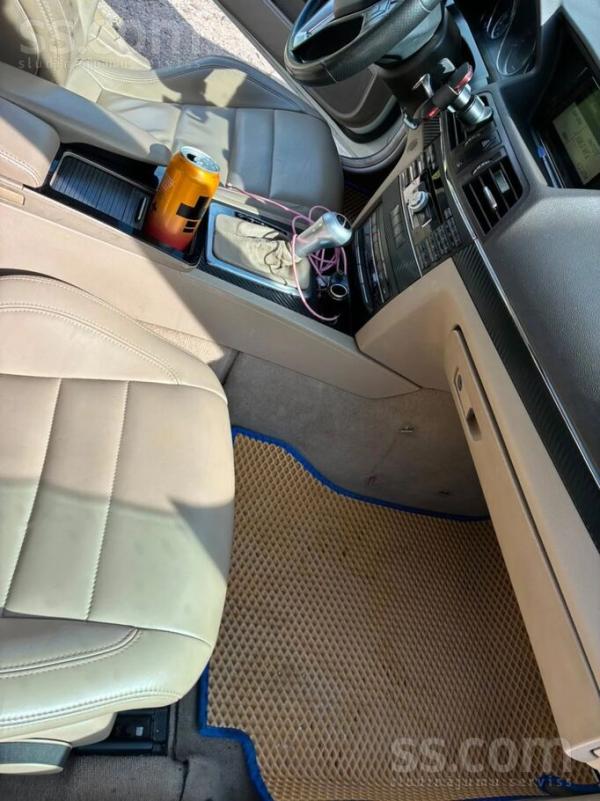 Balts Mercedes-Benz e-250 2011 Liepāja, ar dzinēja tilpumu 2.20 L un nobraukumu 203 tūkst. km par 7000 €, foto 10 vietnē AUTOMOTO.COM.LV