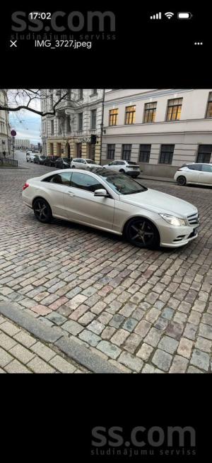 White Mercedes-Benz e-250 2013 in Riga, with an engine capacity of 2.00 L and mileage of 217 thousand km for 12500 €, photo 17 on AUTOMOTO.COM.LV