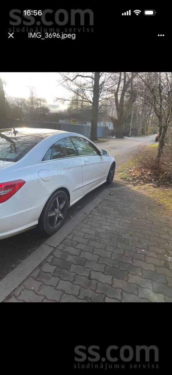 White Mercedes-Benz e-250 2013 in Riga, with an engine capacity of 2.00 L and mileage of 217 thousand km for 11500 €, photo 8 on AUTOMOTO.COM.LV