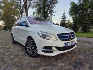 Balts Mercedes-Benz e-250 2015 Jelgava, ar dzinēja tilpumu 0.00 L un nobraukumu 33 tūkst. km par 11500 €, foto 4 vietnē AUTOMOTO.COM.LV