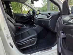 Balts Mercedes-Benz e-250 2015 Jelgava, ar dzinēja tilpumu 0.00 L un nobraukumu 33 tūkst. km par 11500 €, foto 10 vietnē AUTOMOTO.COM.LV