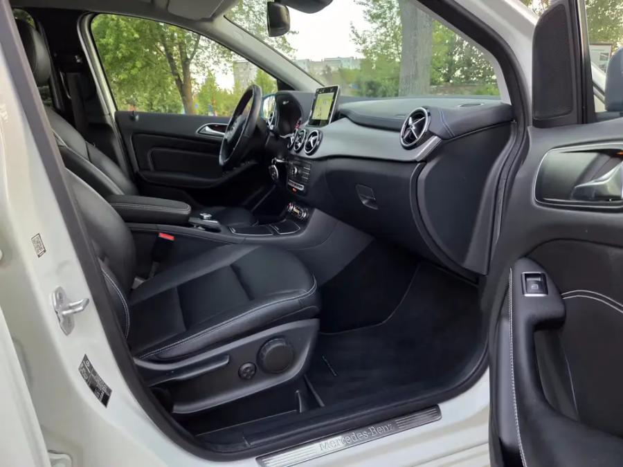 Balts Mercedes-Benz e-250 2015 Jelgava, ar dzinēja tilpumu 0.00 L un nobraukumu 33 tūkst. km par 11500 €, foto 10 vietnē AUTOMOTO.COM.LV