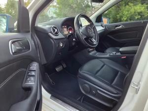 Balts Mercedes-Benz e-250 2015 Jelgava, ar dzinēja tilpumu 0.00 L un nobraukumu 33 tūkst. km par 11500 €, foto 11 vietnē AUTOMOTO.COM.LV