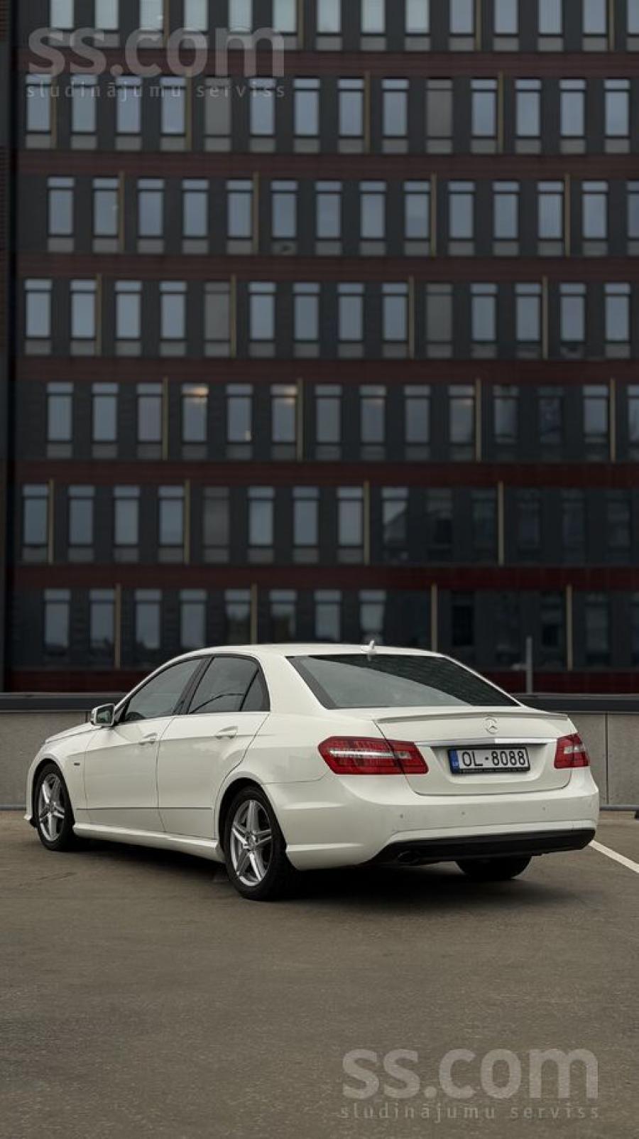 Balts Mercedes-Benz e-250 2011 Rīga, ar dzinēja tilpumu 2.20 L un nobraukumu 336 tūkst. km par 6650 €, foto 4 vietnē AUTOMOTO.COM.LV