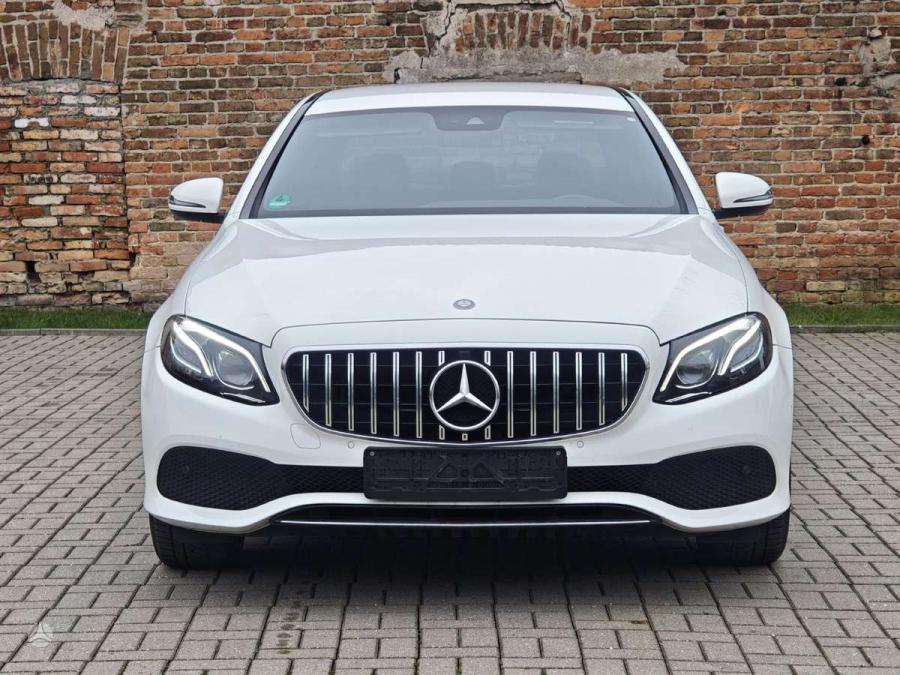 Balts Mercedes-Benz e-250 2016 Kėdainiai, ar dzinēja tilpumu 2.00 L un nobraukumu 100 tūkst. km par 24000 €, foto 3 vietnē AUTOMOTO.COM.LV