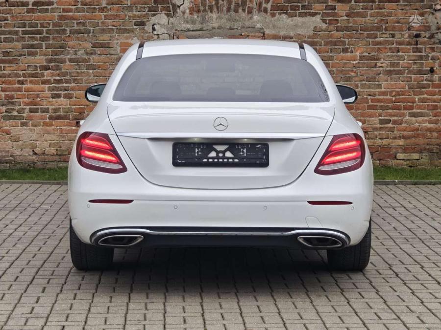 Balts Mercedes-Benz e-250 2016 Kėdainiai, ar dzinēja tilpumu 2.00 L un nobraukumu 100 tūkst. km par 24000 €, foto 7 vietnē AUTOMOTO.COM.LV