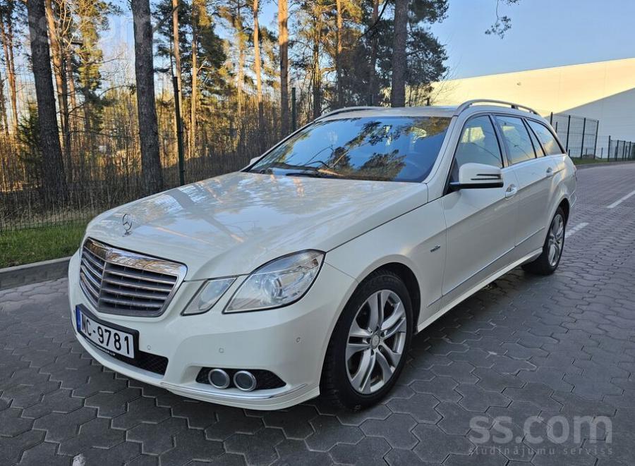 Balts Mercedes-Benz e-250 2010 Rīga, ar dzinēja tilpumu 2.10 L un nobraukumu 352 tūkst. km par 5950 €, foto 1 vietnē AUTOMOTO.COM.LV