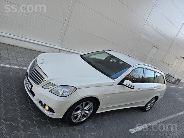 Balts Mercedes-Benz e-250 2010 Rīga, ar dzinēja tilpumu 2.10 L un nobraukumu 352 tūkst. km par 5950 €, foto 9 vietnē AUTOMOTO.COM.LV