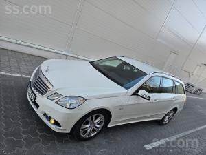 Balts Mercedes-Benz e-250 2010 Rīga, ar dzinēja tilpumu 2.10 L un nobraukumu 352 tūkst. km par 5950 €, foto 10 vietnē AUTOMOTO.COM.LV