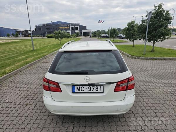 Белый Мерседес E 250 2010 в Елгава, объемом двигателя 2.10 л и пробегом 352 тыс. км за 4990 €, фото 7 на AUTOMOTO.COM.LV
