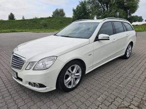 White Mercedes-Benz e-250 2010 in Riga, with an engine capacity of 2.10 L and mileage of 352 thousand km for 4990 €, photo  on AUTOMOTO.COM.LV
