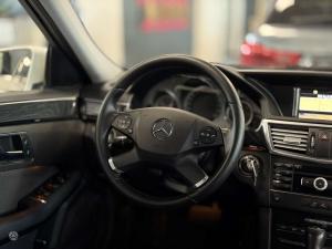 Белый Мерседес E 250 2010 в Клайпеда, объемом двигателя 2.14 л и пробегом 291 тыс. км за 8900 €, фото 7 на AUTOMOTO.COM.LV
