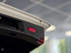 Белый Мерседес E 250 2010 в Клайпеда, объемом двигателя 2.14 л и пробегом 291 тыс. км за 8900 €, фото 17 на AUTOMOTO.COM.LV