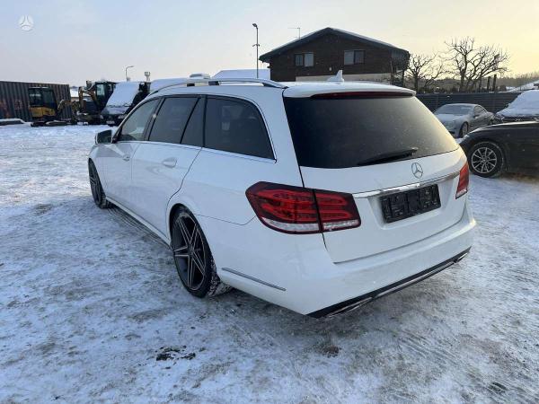 Balts Mercedes-Benz e-250 2013 Kauņa, ar dzinēja tilpumu 2.14 L un nobraukumu 262 tūkst. km par 9500 €, foto 6 vietnē AUTOMOTO.COM.LV