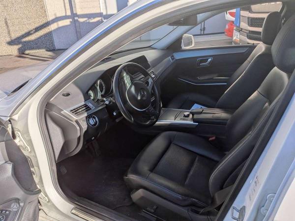 Balts Mercedes-Benz e-250 2013 Kauņa, ar dzinēja tilpumu 2.14 L un nobraukumu 275 tūkst. km par 8650 €, foto 4 vietnē AUTOMOTO.COM.LV