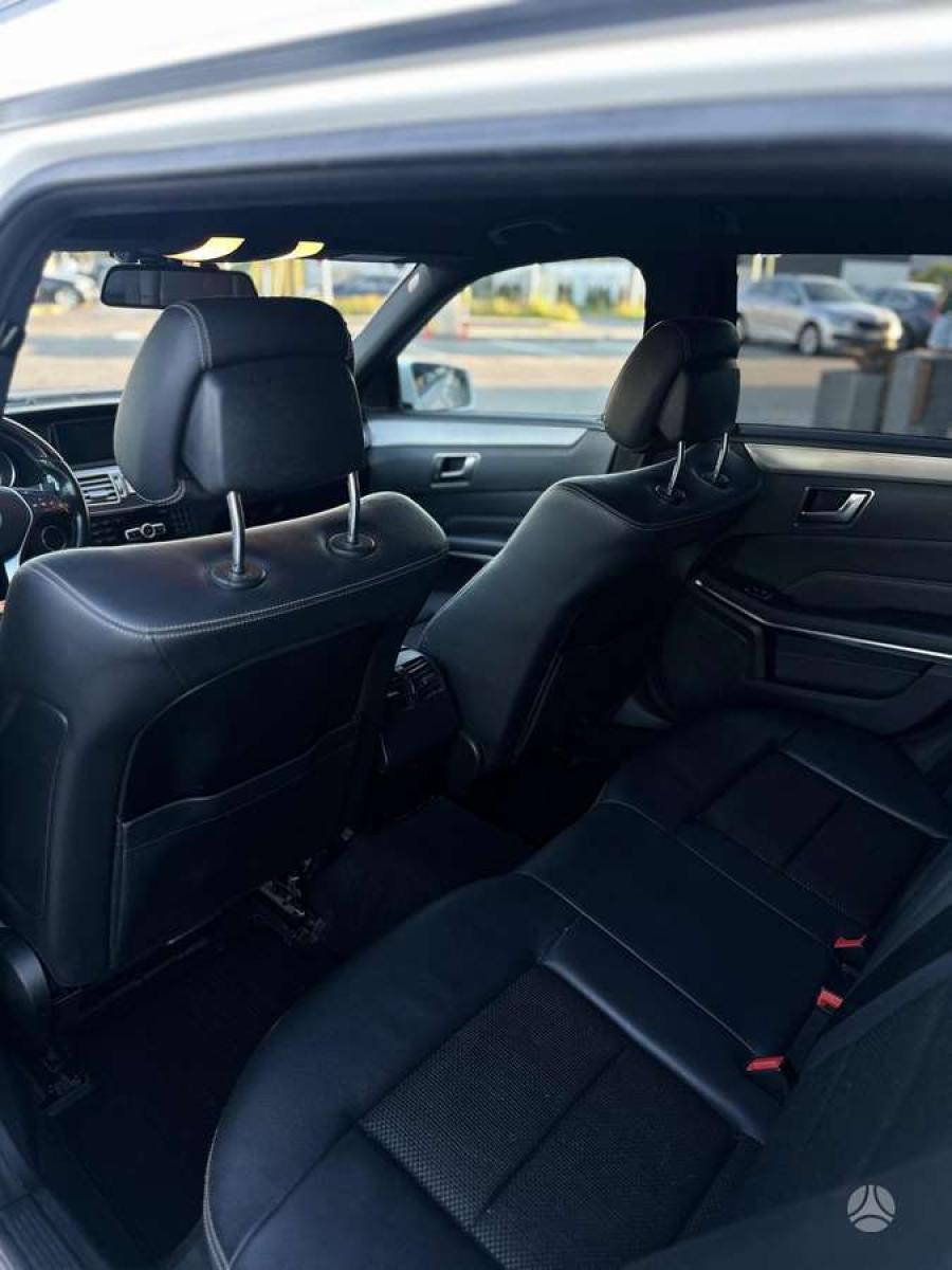 Balts Mercedes-Benz e-250 2013 Kauņa, ar dzinēja tilpumu 2.14 L un nobraukumu 271 tūkst. km par 9900 €, foto 23 vietnē AUTOMOTO.COM.LV