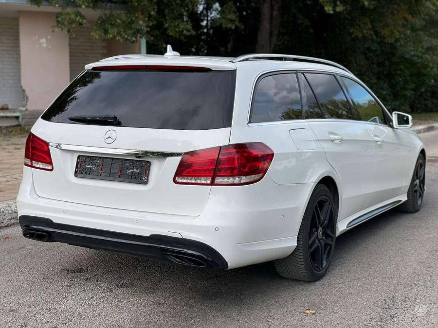 White Mercedes-Benz e-250 2013 in Panevezys, with an engine capacity of 2.14 L and mileage of 288 thousand km for 9400 €, photo 5 on AUTOMOTO.COM.LV