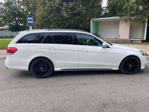 White Mercedes-Benz e-250 2013 in Panevezys, with an engine capacity of 2.14 L and mileage of 288 thousand km for 9400 €, photo 6 on AUTOMOTO.COM.LV
