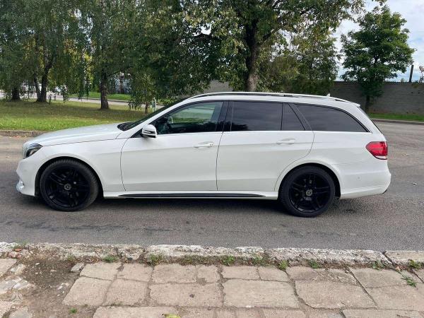 White Mercedes-Benz e-250 2013 in Panevezys, with an engine capacity of 2.14 L and mileage of 288 thousand km for 9400 €, photo 7 on AUTOMOTO.COM.LV