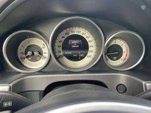 White Mercedes-Benz e-250 2013 in Panevezys, with an engine capacity of 2.14 L and mileage of 288 thousand km for 9400 €, photo 18 on AUTOMOTO.COM.LV