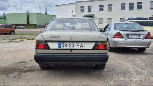 Yellow Mercedes-Benz e-250 1988 in Daugavpils, with an engine capacity of 2.50 L and mileage of 556 thousand km for 2500 €, photo 3 on AUTOMOTO.COM.LV