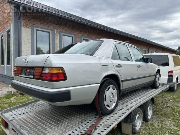Pelēks Mercedes-Benz e-260 1987 Rīga, ar dzinēja tilpumu 2.60 L un nobraukumu 280 tūkst. km par 3550 €, foto 4 vietnē AUTOMOTO.COM.LV