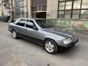 Pelēks Mercedes-Benz e-260 1990 Rīga, ar dzinēja tilpumu 2.60 L un nobraukumu 400 tūkst. km par 1600 €, foto  vietnē AUTOMOTO.COM.LV