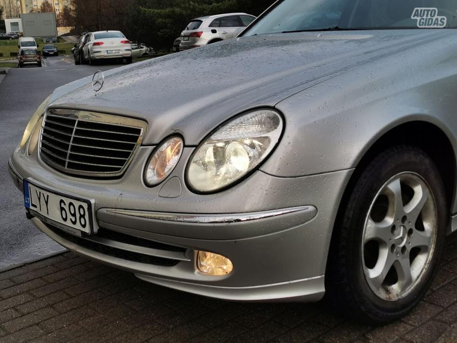 Grey Mercedes-Benz e-260 2003 in Vilnius, with an engine capacity of 2.60 L and mileage of 300 thousand km for 1700 €, photo 11 on AUTOMOTO.COM.LV