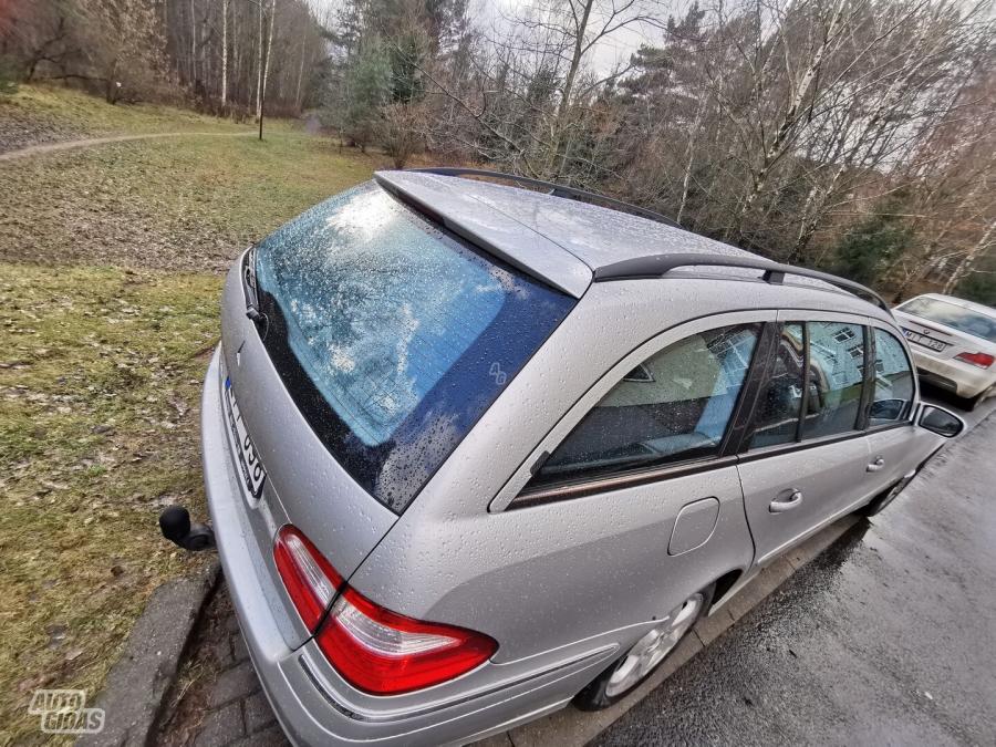 Grey Mercedes-Benz e-260 2003 in Vilnius, with an engine capacity of 2.60 L and mileage of 300 thousand km for 1700 €, photo 17 on AUTOMOTO.COM.LV