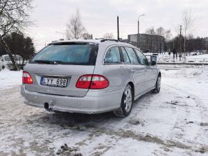 Pelēks Mercedes-Benz e-260 2003 Viļņa, ar dzinēja tilpumu 2.60 L un nobraukumu 300 tūkst. km par 1600 €, foto 7 vietnē AUTOMOTO.COM.LV