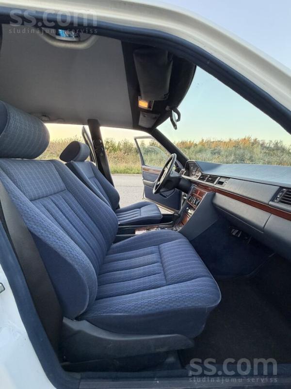 Balts Mercedes-Benz e-260 1993 Rīga, ar dzinēja tilpumu 2.60 L un nobraukumu 196 tūkst. km par 5500 €, foto 6 vietnē AUTOMOTO.COM.LV
