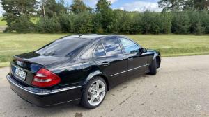 Melns Mercedes-Benz E 270 2002 Kauņa, ar dzinēja tilpumu 2.70 L un nobraukumu 335 tūkst. km par 3500 €, foto 7 vietnē AUTOMOTO.COM.LV