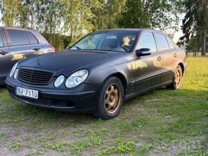 Black Mercedes-Benz E 270 2002 in Riga, with an engine capacity of 2.70 L and mileage of 427 thousand km for 700 €, photo  on AUTOMOTO.COM.LV