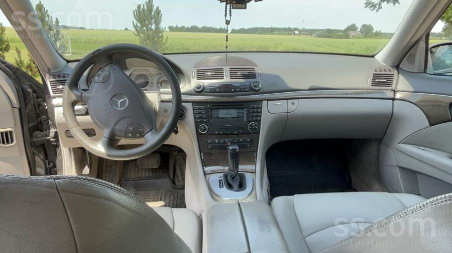 Melns Mercedes-Benz E 270 2002 Rīga, ar dzinēja tilpumu 2.70 L un nobraukumu 359 tūkst. km par 1900 €, foto 6 vietnē AUTOMOTO.COM.LV