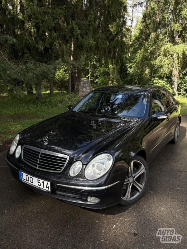 Black Mercedes-Benz E 270 2002 in Kaunas, with an engine capacity of 2.70 L and mileage of 370 thousand km for 3700 €, photo 2 on AUTOMOTO.COM.LV