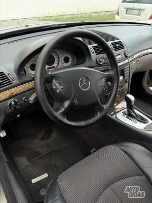 Black Mercedes-Benz E 270 2002 in Kaunas, with an engine capacity of 2.70 L and mileage of 370 thousand km for 3700 €, photo 13 on AUTOMOTO.COM.LV